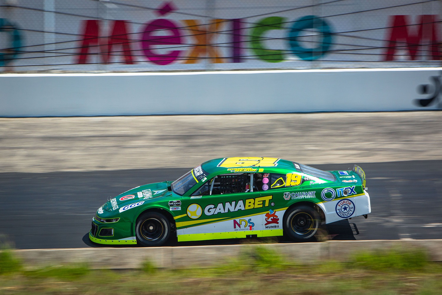 LA CHALLENGE FUE PARA RODRIGO REJÓN - NASCAR Mexico Series