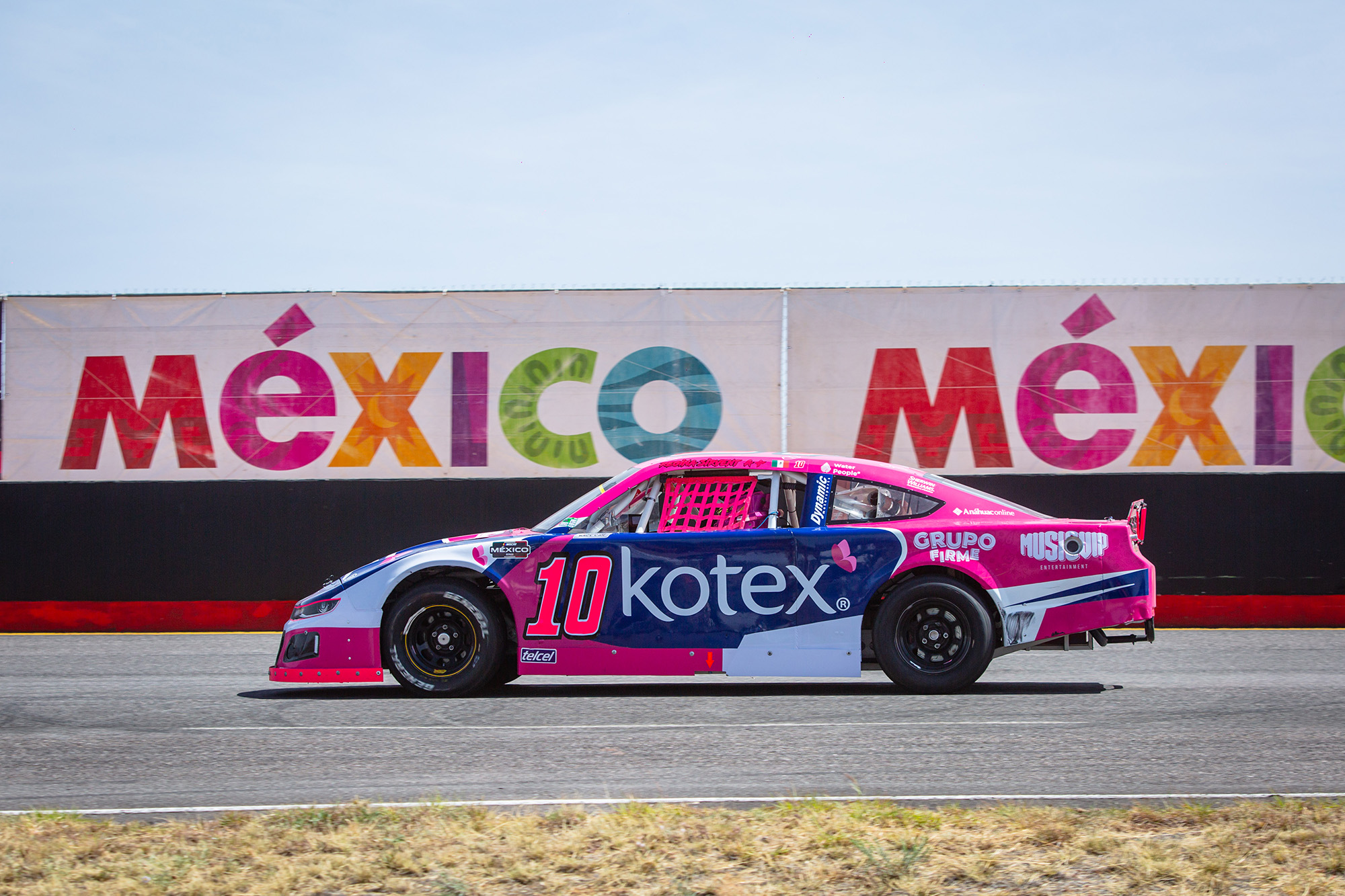 REGINA SIRVENT, A CHIAPAS PARA DISPUTAR 2ª FECHA DE NASCAR CHALLENGE ...